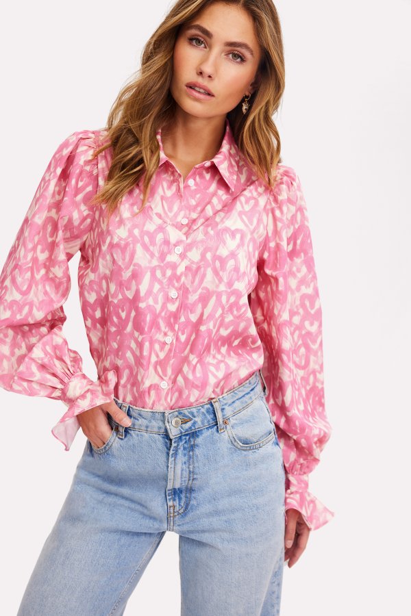 Pink blouse with heart print | Loavies