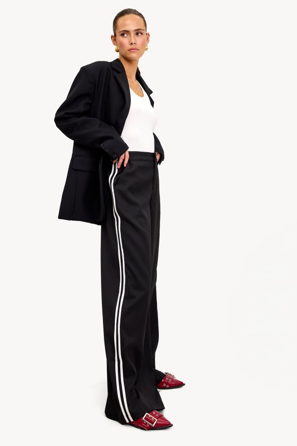 Black pants | Loavies