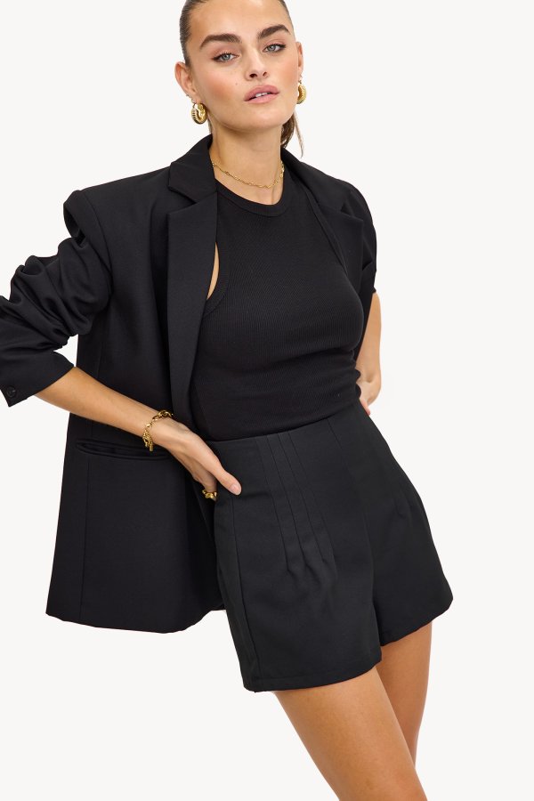 Black short | Loavies