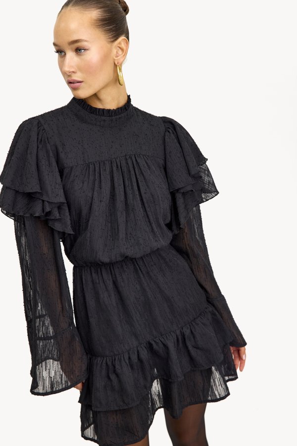 Robe noire à volants | Loavies