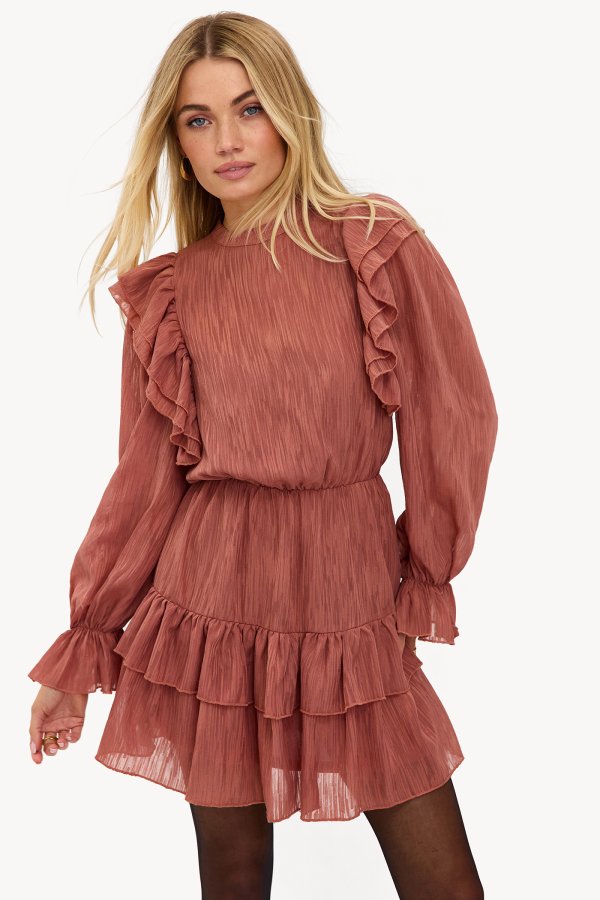 Roze jurk met ruffles | Loavies